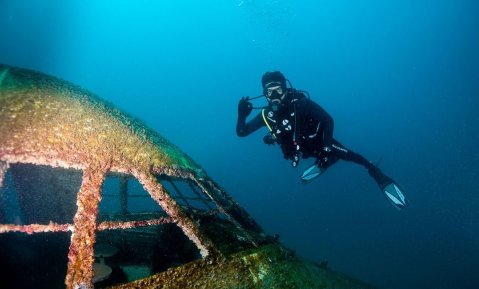 Dive Bahrain Theme Park Opens To Diving Enthusiasts - RLI