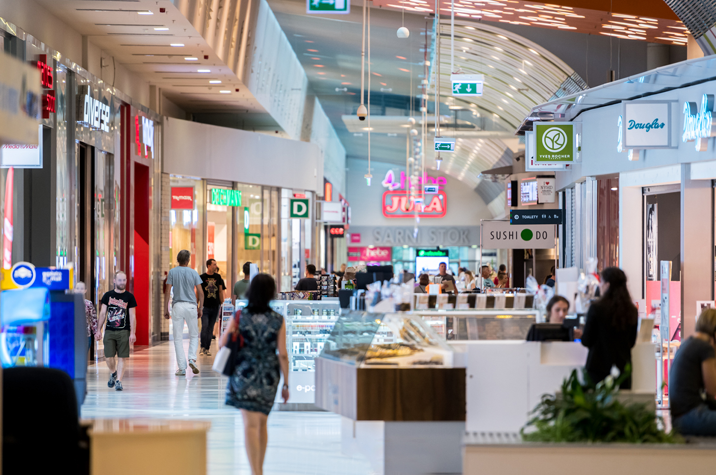 Multi Wins Management Mandates For Two Union Investment Shopping ...