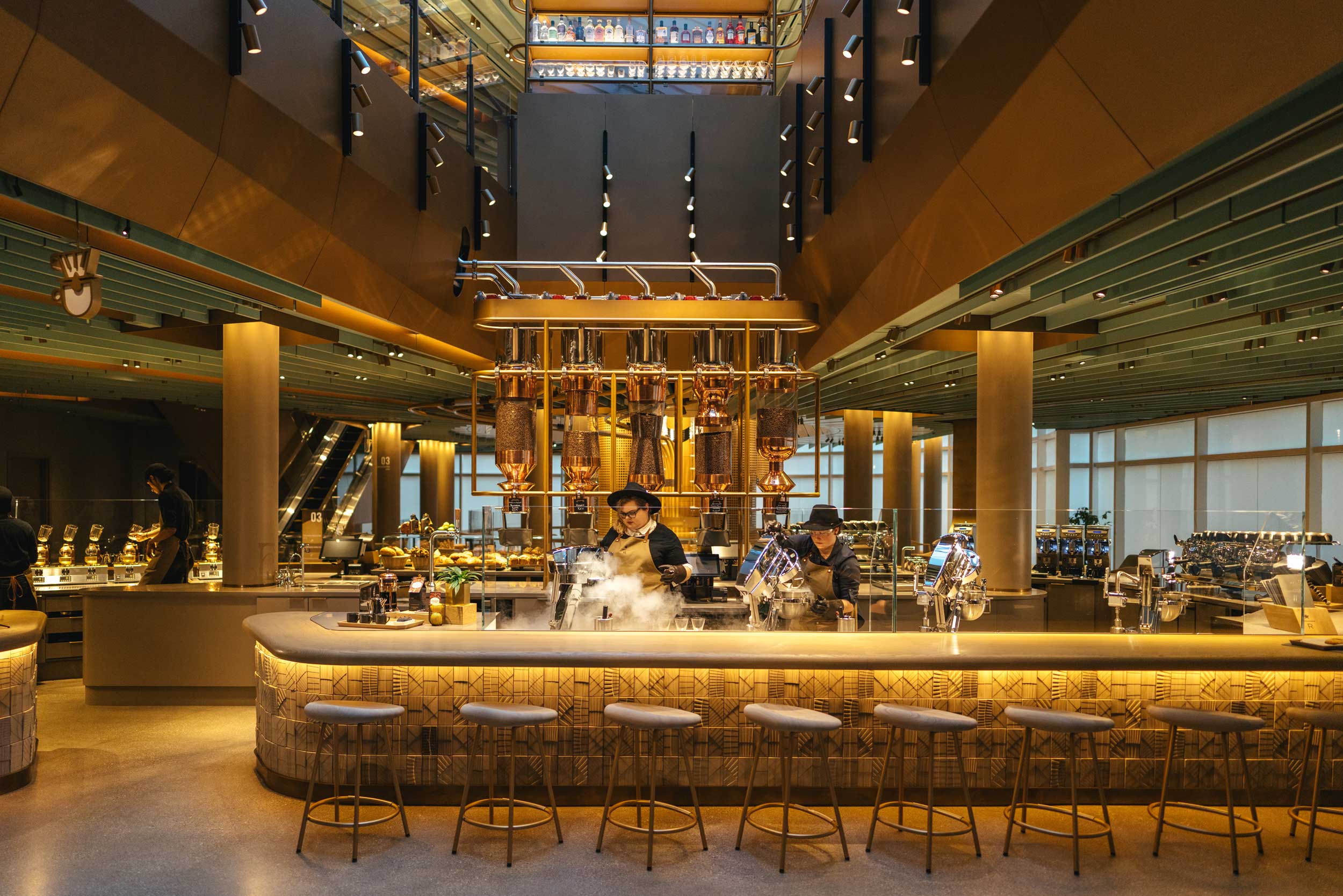 Starbucks unveils epic 35,000sq ft Reserve Roastery in Chicago | Retail ...