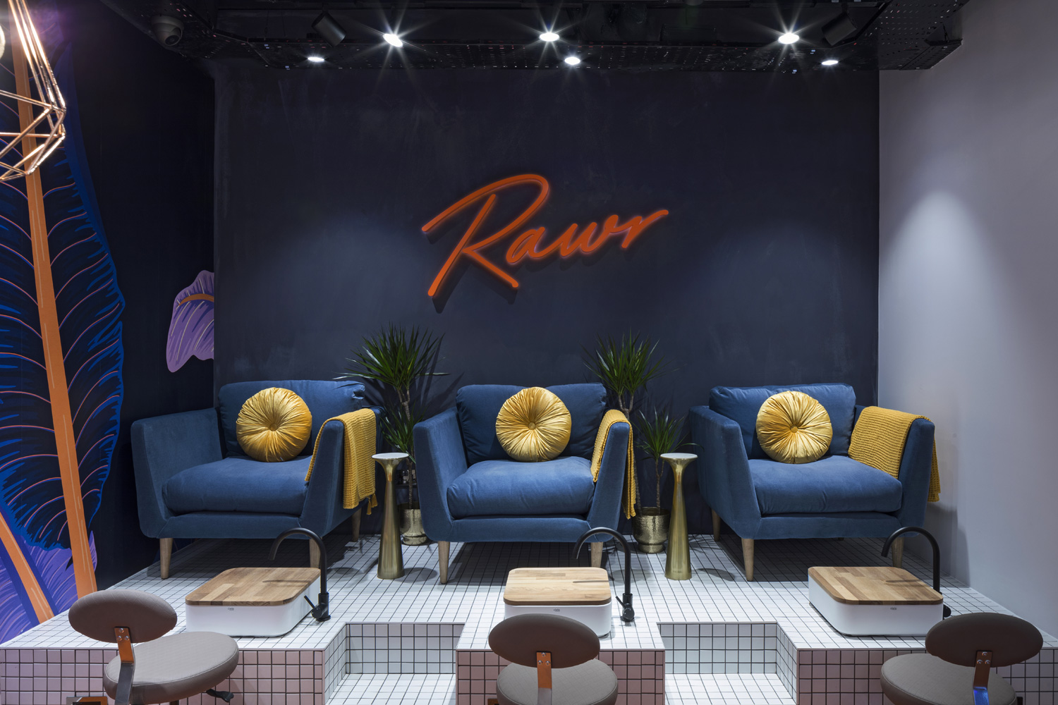RAWR, the beauty brand launches flagship store at Rathbone Place ...