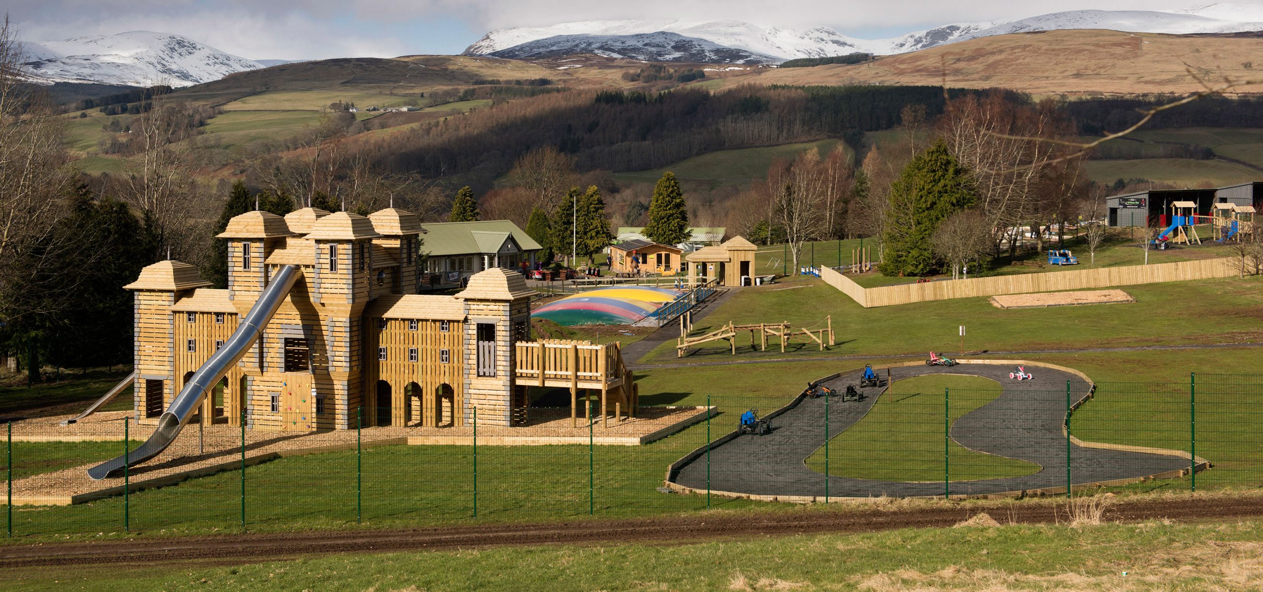 Gates opened on new playpark - Retail & Leisure International