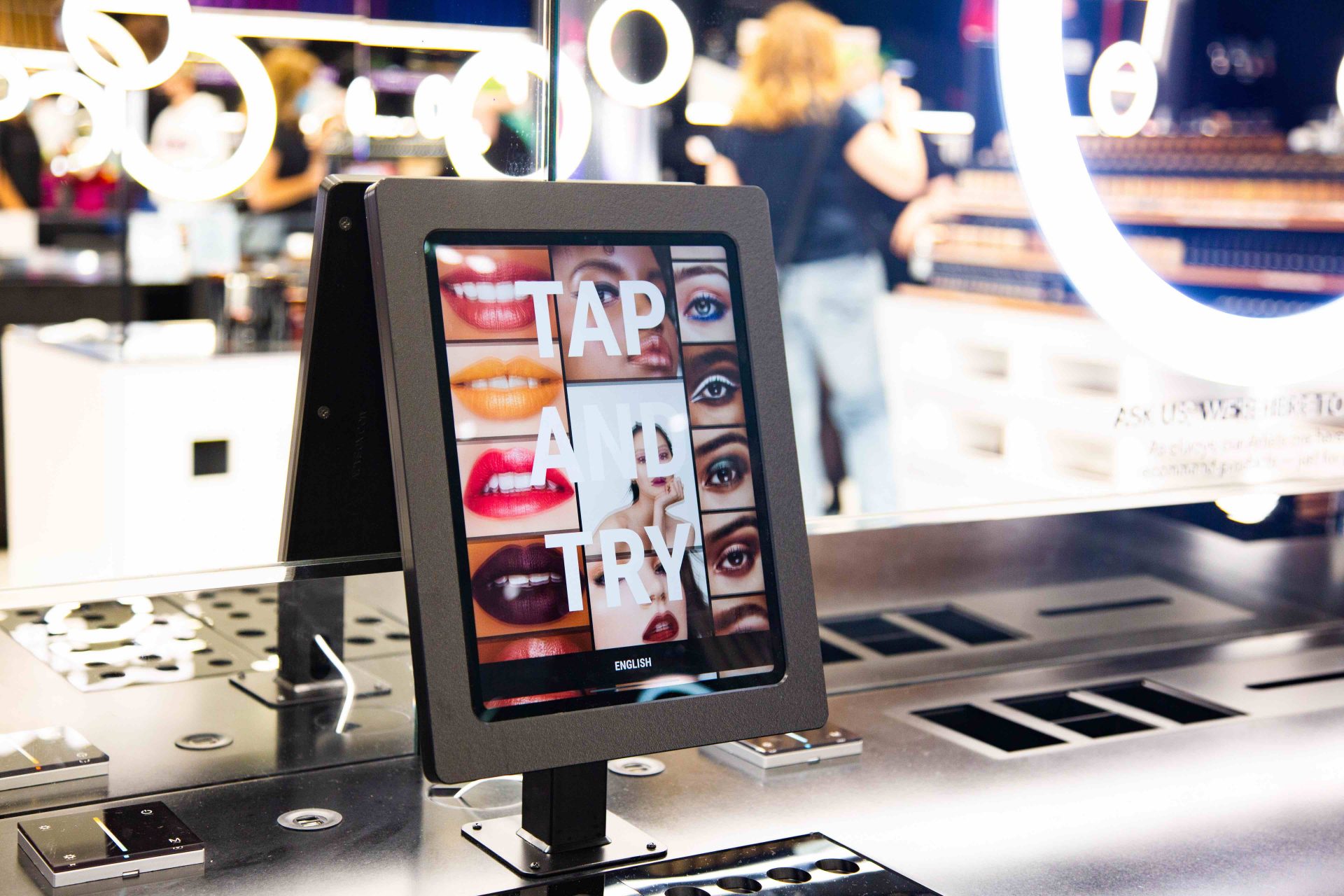 MAC Cosmetics Flagship Opens At Liverpool ONE - Retail & Leisure ...