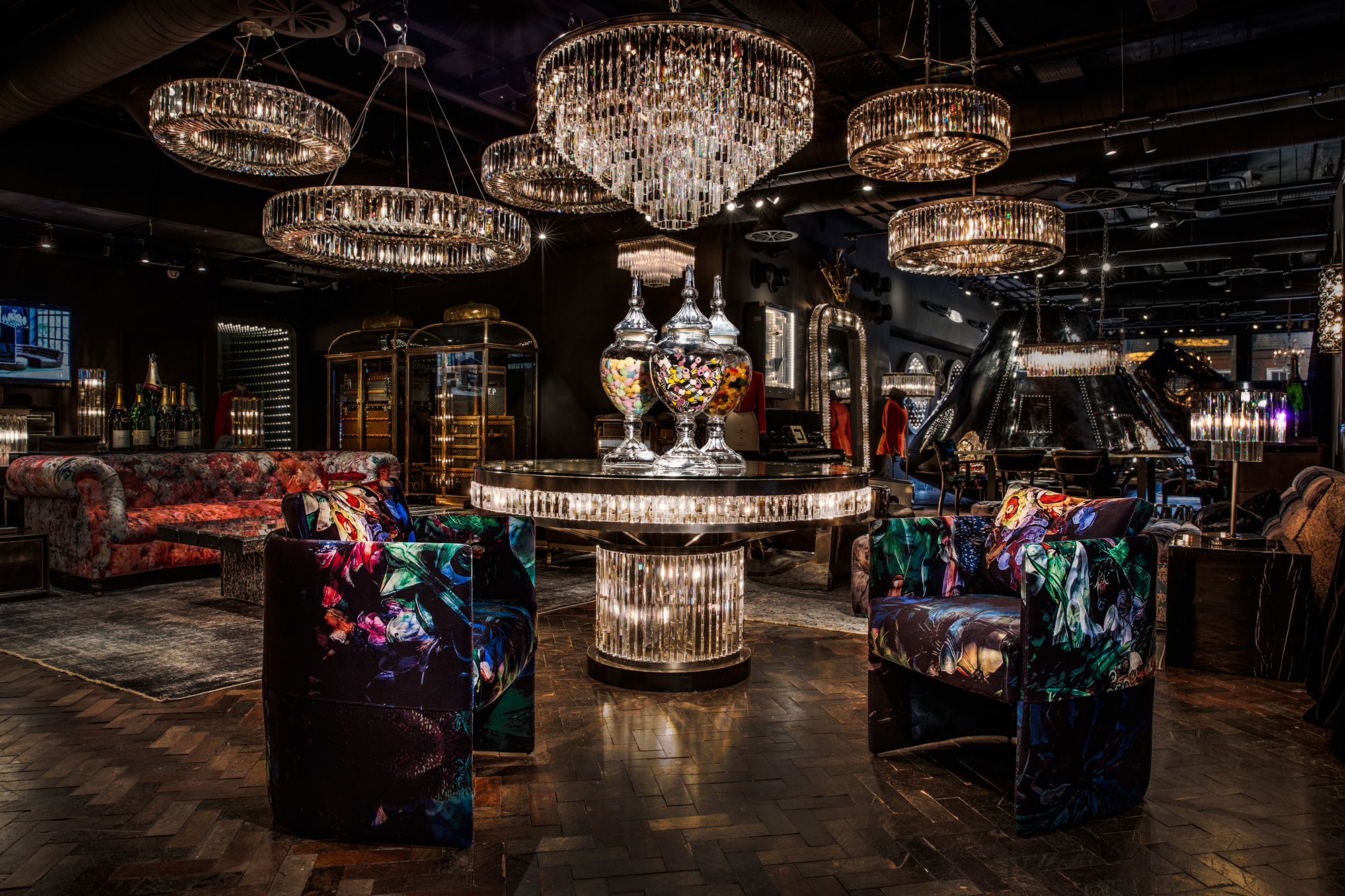 Timothy Oulton – A Unique Combination | Retail & Leisure International