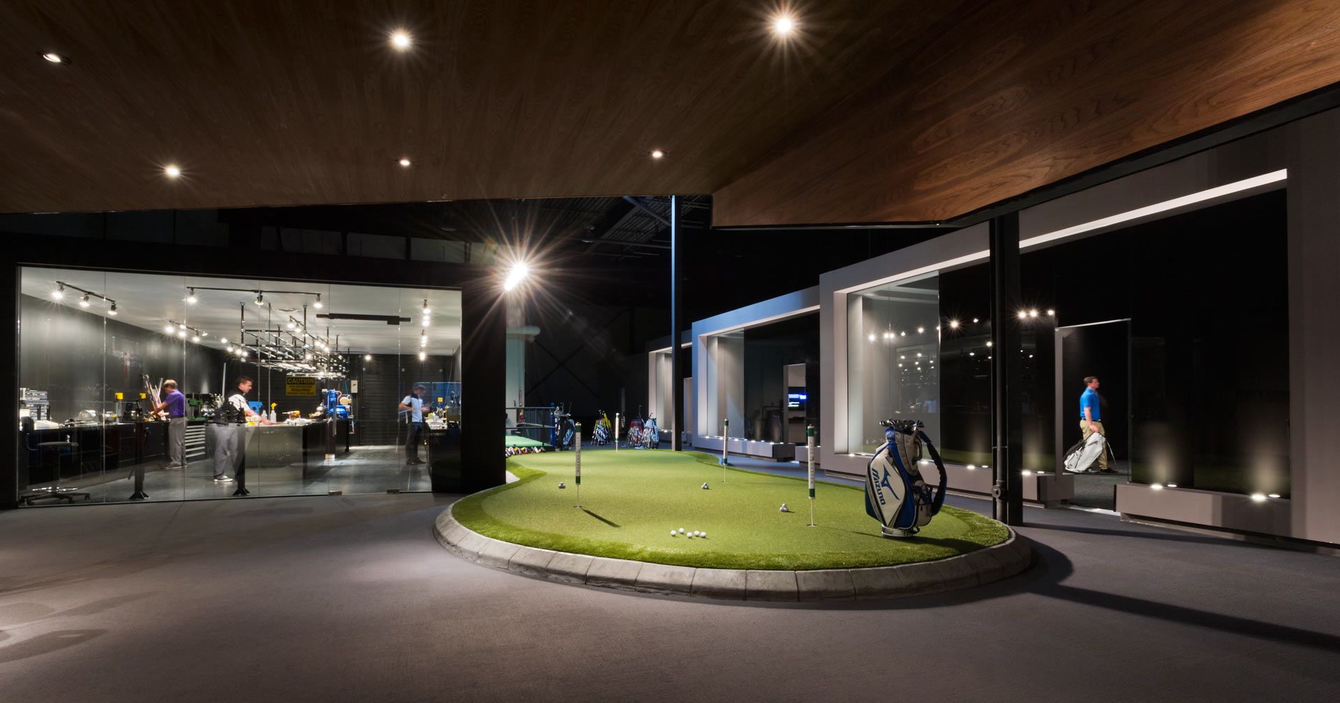 Modern Golf Plans More Stores | Retail & Leisure International