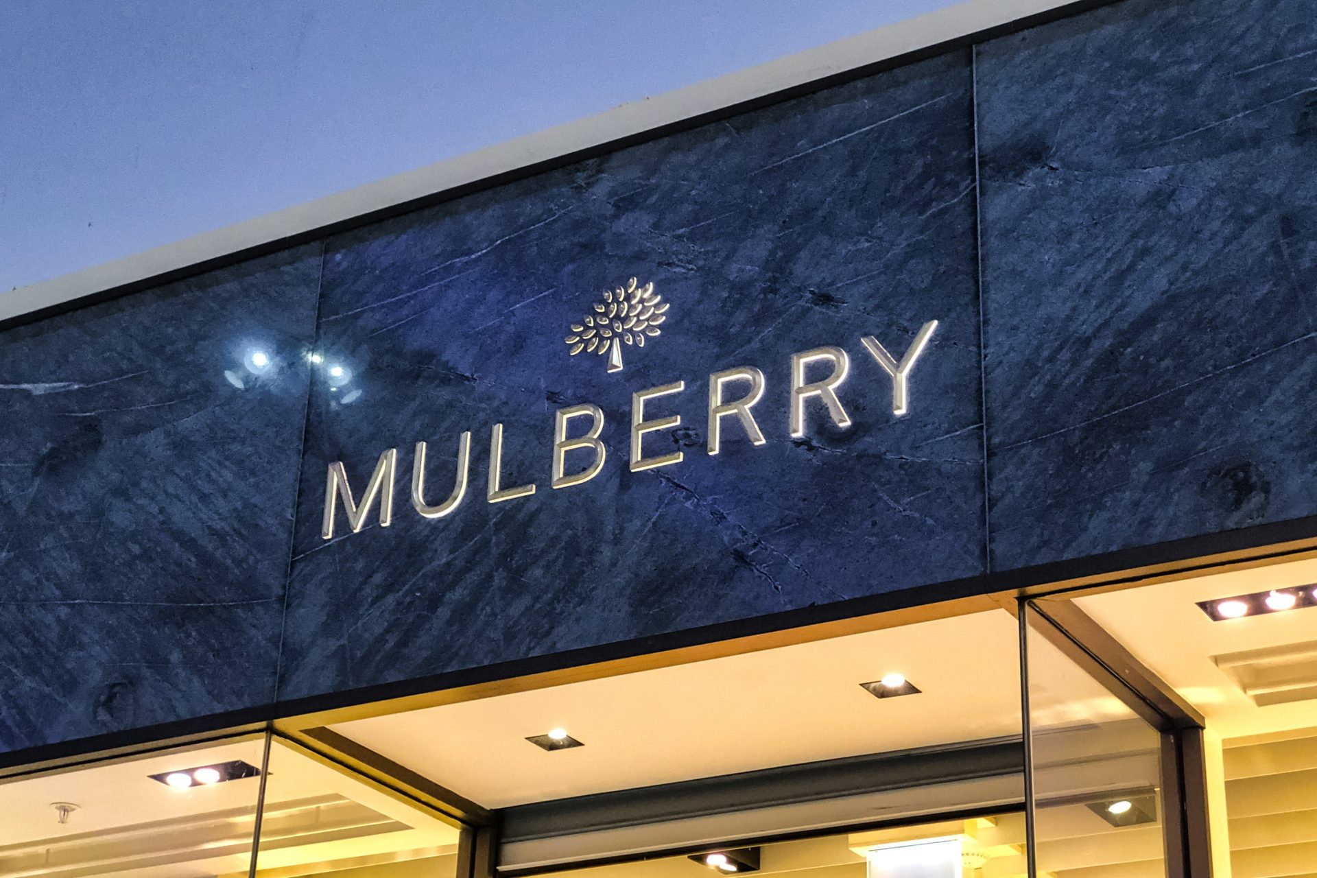 Mulberry Excels in Asia | Retail & Leisure International