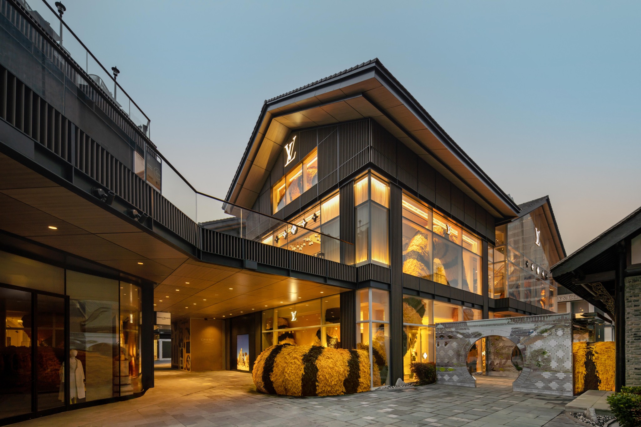 Louis Vuitton Opens New China Store | Retail & Leisure International