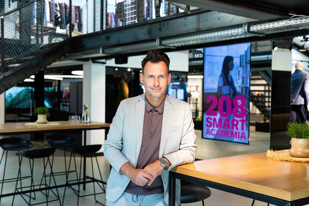 S.Oliver Opens Hybrid Showroom In Salzburg - Retail & Leisure International