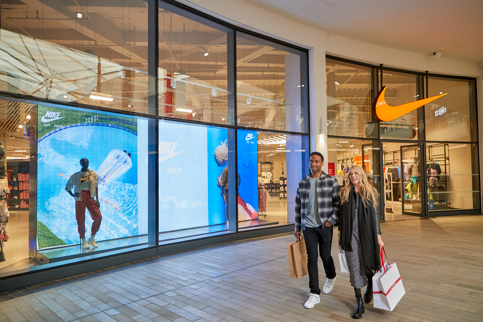 The O2 Toasts Successful Year | Retail & Leisure International