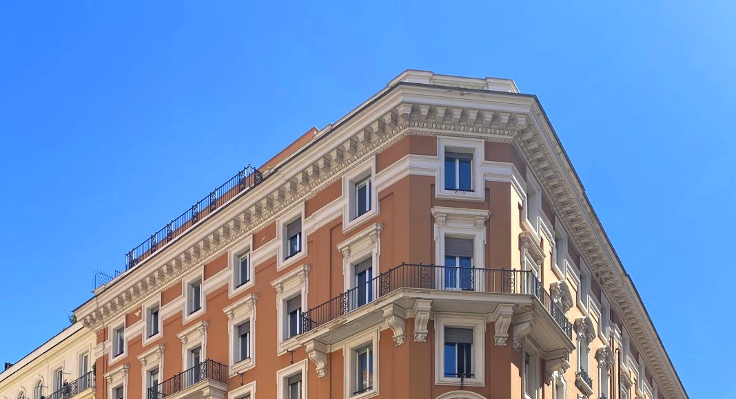 ECE To Develop Italian Hotel - Retail & Leisure International