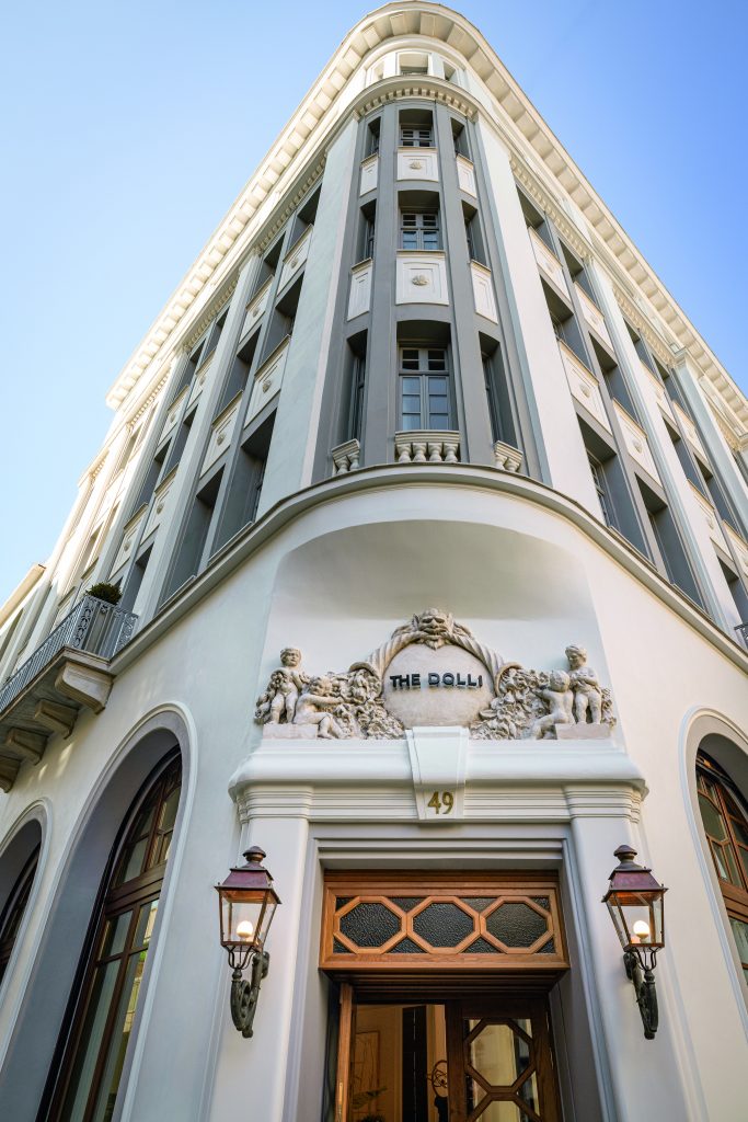 THE DOLLI Opens In Athens - Retail & Leisure International