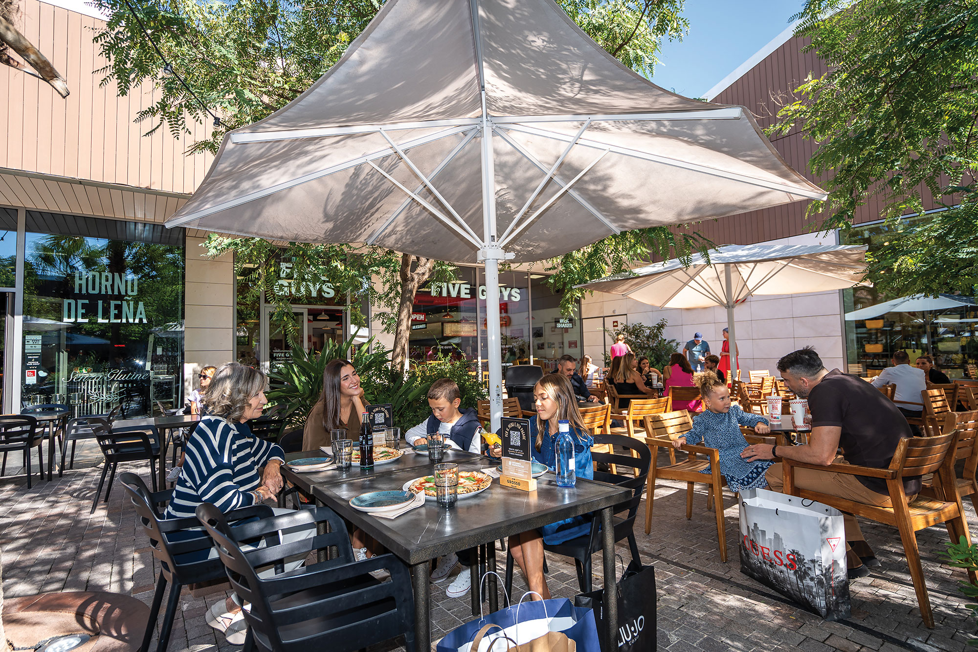 Nov 2023 – Outlet Profile – NEINVER | Retail & Leisure International