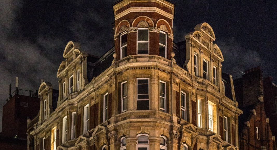 Wingstop UK Celebrates 5 Years In The UK - Retail & Leisure International