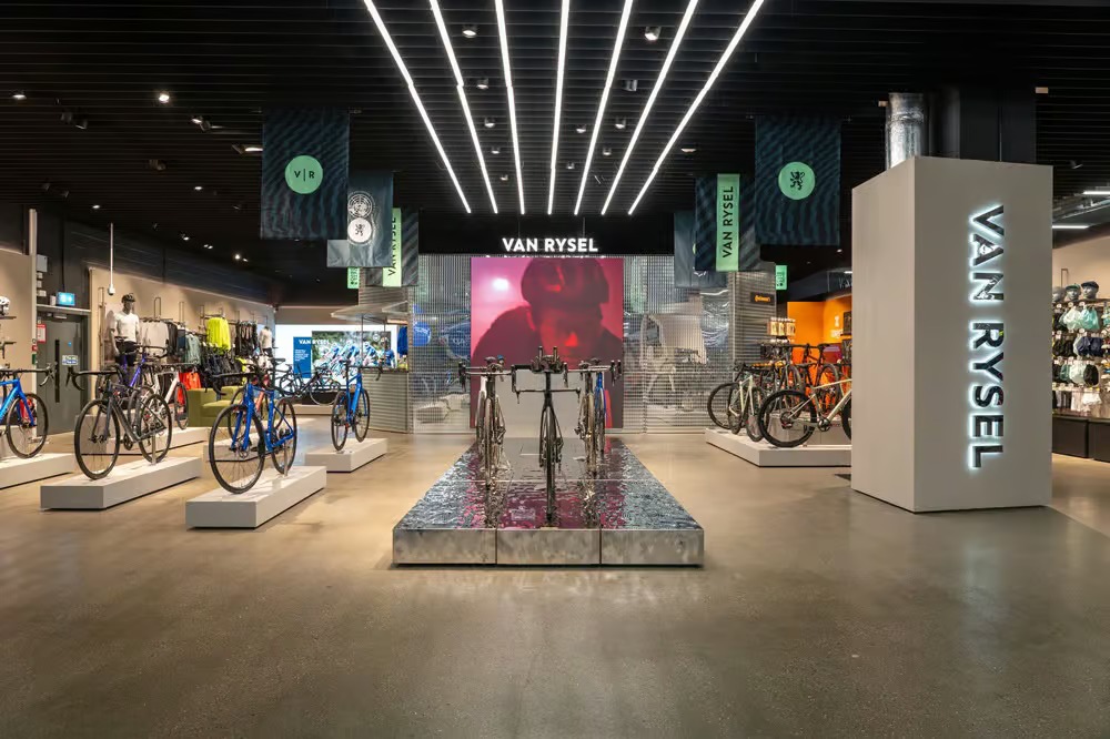 Van Rysel Debuts London Store Concept - Retail & Leisure International